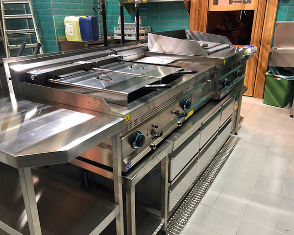 Commercial Hotel Kitchen Equipments- Restaurant Kitchens